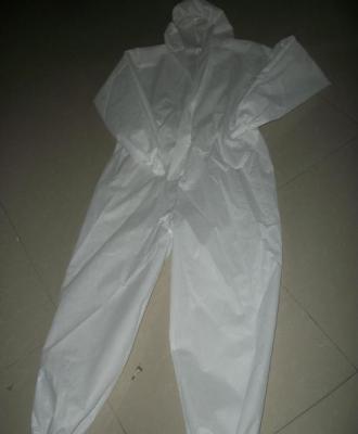 China Zipper Cover Disposable Medical Gowns , Dust Proof Disposable Chemical Suit for sale