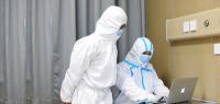 China Pharmacy Non Woven Disposable Protective Suit Flame Retardant FDA Approval for sale