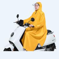 China Effortlessly Stylish Men and Women's Electric Bicycle Poncho in 100% Polyester Pongee for sale