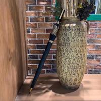 China Customized Color 190T Pongee UV Protect Golden Coating Windproof Lexus Golf Auto Umbrella for sale