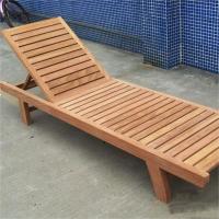 China Relaxing Outdoor Furniture Pine Wood Recliner for Casual Seating at the Beach or Pool for sale