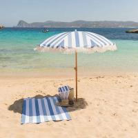 China Large Pop Up Anti-UV Portable Sunshade Beach Tent with Customized Logo Fiberglass Frame for sale