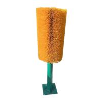 China Customized Cow Scratching Brush 600mm-1000mm Length with PP/Nylon Bristles for Dairy Farm Animal Care for sale