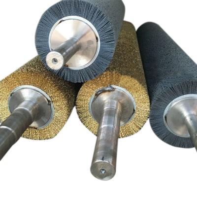 China Custom Brass Wire Belt Conveyor Brush Rollers for Wood Deburring - Various Sizes and Wire Diameters for sale