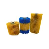 China Cylindrical Cattle Scratch Brush 400-1000mm for Ranch Use with PP/Nylon Bristles and Custom Sizing Options for sale
