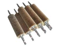 China Metal Rotary Industrial Cylindrical Brush Roller for Conveyor Belt Cleaning - Custom Brass Wire Construction with High Density Sealing for sale
