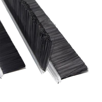 China OEM Industrial Roller Door Brush Seal with Customizable 5-100mm Sizes and Multiple Material Options for Weather Stripping for sale