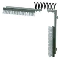 China OEM Rotary Cow Scratching Brush with 2-Point Pivot System for Livestock Comfort and Milk Yield Improvement for sale