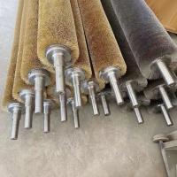 China Custom Brass Wire Belt Conveyor Brush Rollers for Wood Deburring - Various Sizes and Wire Diameters for sale