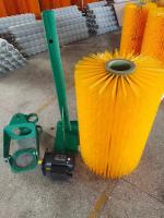 China Automatic Cow Scratching Brush for Dairy Cattle - 50-60 Cow Capacity with 3.5% Milk Production Increase for sale