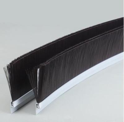China Industrial Customized Aluminum Alloy Nylon Arc Brush for Wind Turbine Seal 2.5mm Base for sale