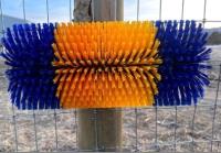 China Customized Half Round Cattle Body Brush Nylon Brush For Cattle And Sheep Scratching for sale