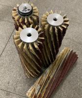 China Customized Grit 240 Sandpaper Sisal Cylinder Roller Brush for Wood Board Polishing for sale