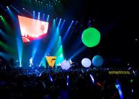 China 50cm 80cm 1m Rgb Led Crowd Balls For Large Crowd Events Music Festivals for sale