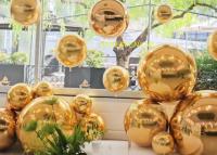 China 1m 2m Giant Reflective Golden PVC Mirror Balloons As Indoor Or Outdoor Art Installations for sale