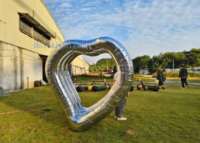 China Custom Large Silver Inflatable Heart Shape Decoration for Events, Weddings, and Photo Backdrops for sale