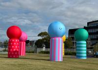 China Customizable Giant Inflatable Character Columns with LED Lighting for Quick Setup Outdoor Events for sale