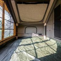 China Quick Setup Inflatable Air Tent with Waterproof Floor and Reinforced A-Frame for Outdoor Camping for sale