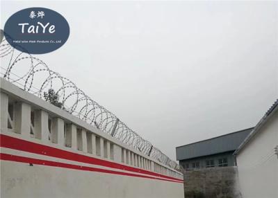 China Strong Protection BTO 22 Razor Wire Good Anti Blocking For Kenya Market for sale