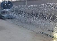 China High Spines Mobile Security Barrier Police Use Anti Rust Security Razor Wire for sale