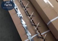 China Medium Sized Wall Security Spikes Steel Plate Full Color Easy To Install for sale