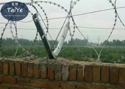 China Top Concertina Barbed Wire Fence Post Bolt On Barb Wire Arms With 6 Holes for sale