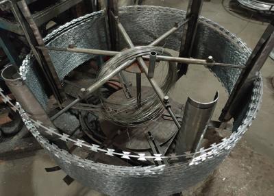 China Hot Dipped Galvanized Razor Barbed Wire 450 Mm Coil Diameter For Fence for sale
