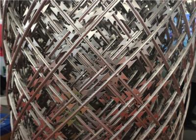 China Hot - Dipped Galvanized Welded Razor Wire Mesh Fence , Razor Wire Bunnings for sale