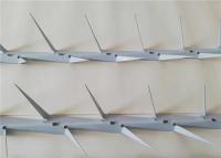 China White Color Wall Security Spikes Small Size 6cm Sharp Metal Razor Spikes for sale