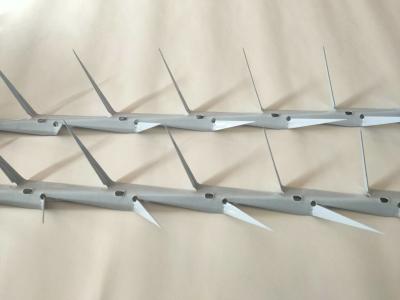 China Razor Security Anti Climb Anti Theft Wall Spikes In White Color Galvanized for sale