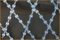 China Single Flat Wrap Welded Razor Mesh Barbed Wire Galvanized Wire Mesh Long Life for sale