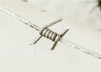 China Single Twist Type Antique Barbed Wire With A Variety Of Sizes Galvanized for sale