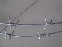 China Single Twist Type Antique Barbed Wire With A Variety Of Sizes Galvanized for sale