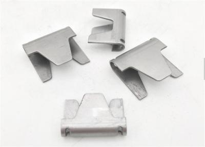 China M87 CL-39 Concertina Razor Barbed Wire Fittings Galvanized Clips Long Service for sale