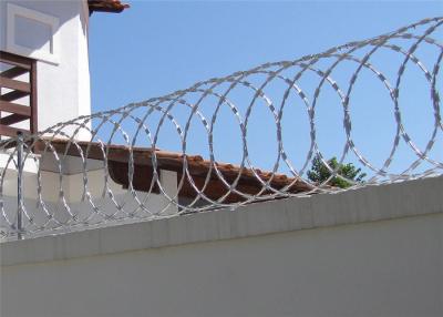 China Iron + Zinc Cross Type Concertina Flat Wrap Razor Wire 900mm BTO 22 Series for sale