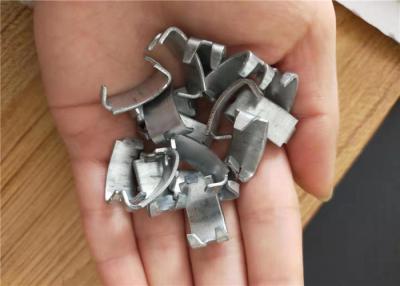China Metal Barbed Wire Clips Galvanized Or Stainless Steel For Fastening Razor Wire for sale
