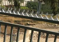 China Galvanized Razor Wall Security Spikes , Burglar Proof Fence Spikes For Perimeter for sale