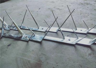 China Metal Fencing Wall Security Spikes Anti Theft 1.25m Length 2mm Thickness for sale