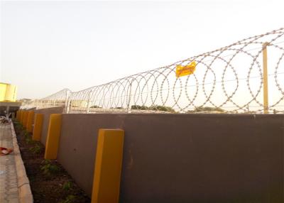 China BTO -22 Blade Constantine Razor Wire Fence 450mm Coil Diameter Producing Process for sale