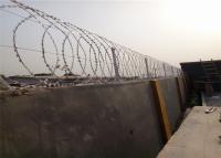 China BTO -22 Blade Constantine Razor Wire Fence 450mm Coil Diameter Producing Process for sale