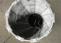 China Concertina Cross Razor Barbed Wire BTO-22 CBT-65 10kg / Roll Packing for sale