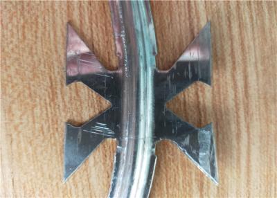 China CBT - 60 Fish Hook Blade Stainless Steel Razor Wire Concertina 10kg / Roll for sale