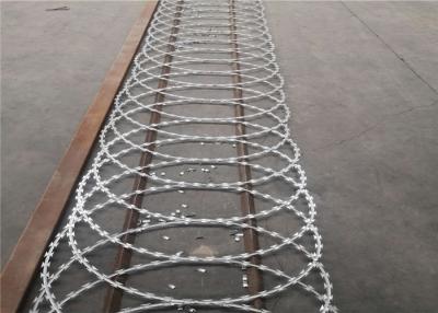 China BTO-30 BTO-28 Barbed Flat Wrap Razor Wire With Clips for sale