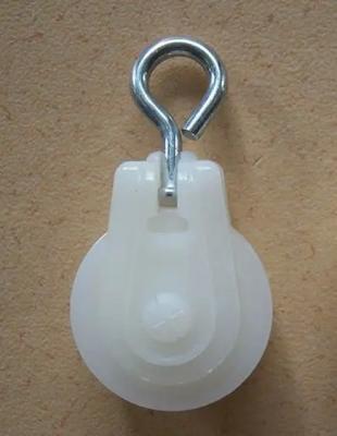 China 20mm 45mm 90mm Cast Iron Nylon Poultry Pulley Automatic Chicken Feeder System for sale