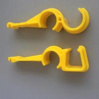China Broiler Nipple Drinker Plastic Pipe Hooks Yellow PVC Pipe Hook for sale