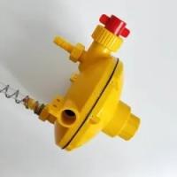 China 0.1Mpa-0.6Mpa Poultry Water Pressure Regulator For Chicken Waterer for sale