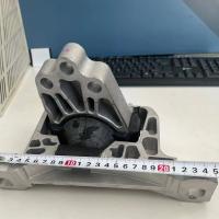 China Cv61-6f012-eb Right Hydraulic Engine Motor Mount For Ford Ecoboost 1.0l Focus 2011-2018 for sale