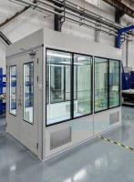 China Construction Efficiency Advantages Clean Room Garment Cabinet with 99.99% Filter Efficiency and Windows for sale