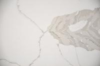 China 2.5g/Cm3 Artificial Carrara Quartz Stone Countertop For Kitchen Cabinet for sale