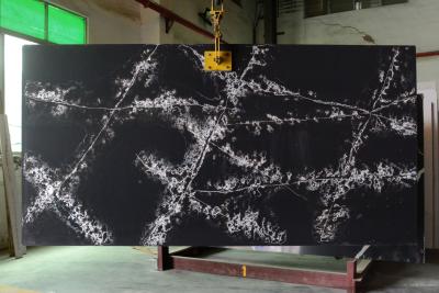 China Engineered Quartz Slab Stone 2.3cm Kitchen Countertop Material Durable for sale